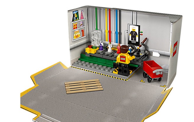 A Closer Look: 5005358 LEGO Minifigure Factory Set - Toys N Bricks